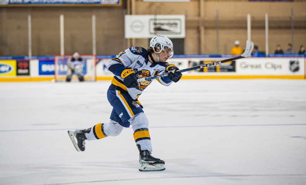 UPEI Men’s Hockey Panthers recruit former Erie Otter Noah Sedore ...